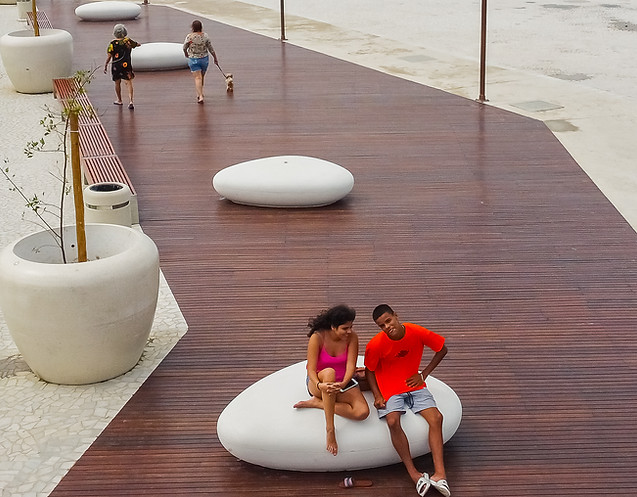 Bancos Stone (List) | Metalco Do Brasil